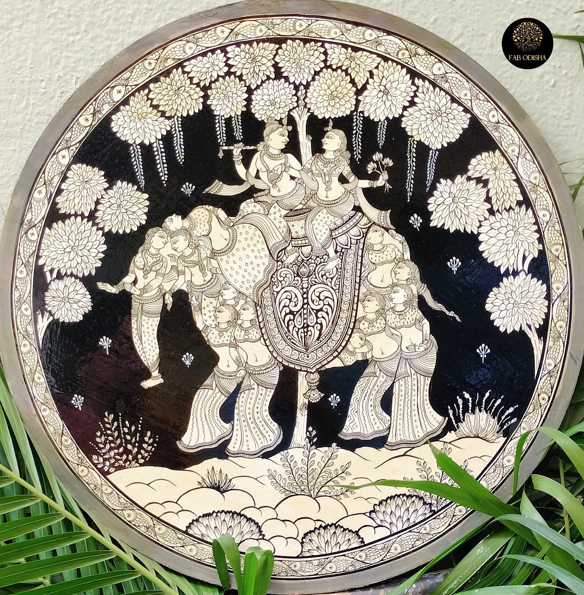 KANDARPA-HATI HAND CARVED/HAND-PAINTED "RADHA KRISHNA'S VISIT TO THE F ...